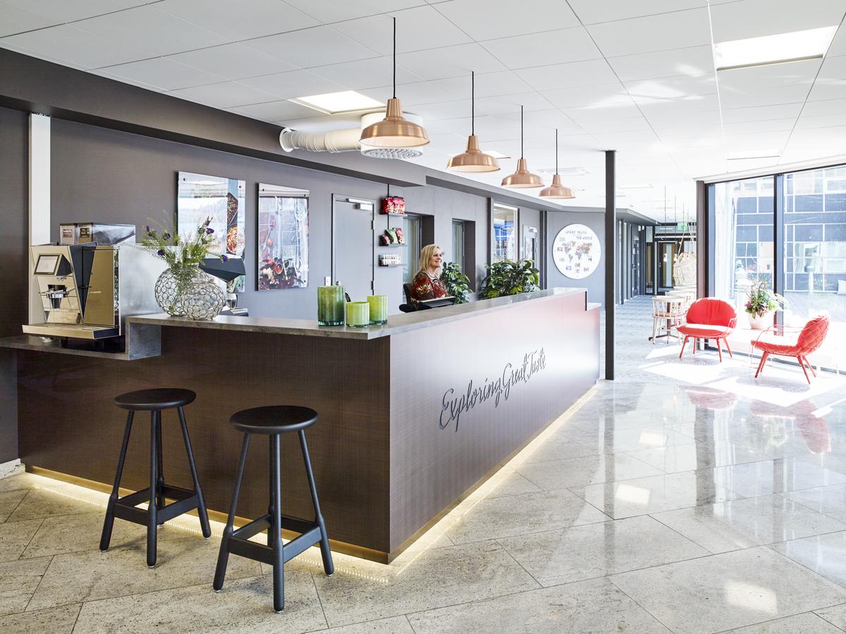 Ecophon Advantage™ E | suspended acoustic ceiling